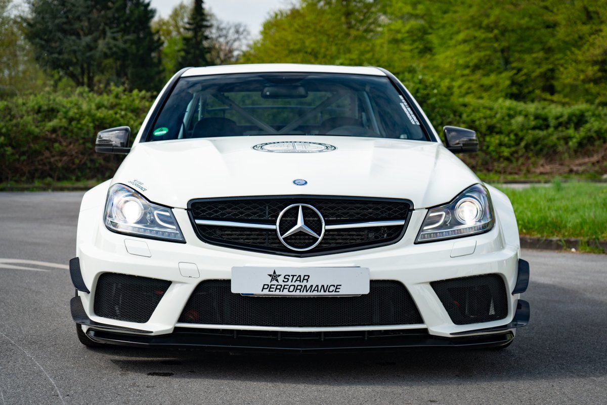 Mercedes C63 AMG Weiss – Star Performance GmbH