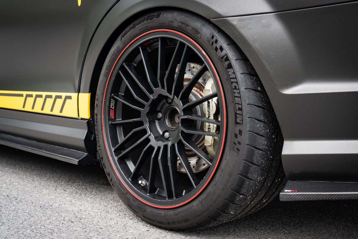 Mercedes C63 AMG Grau – Star Performance GmbH